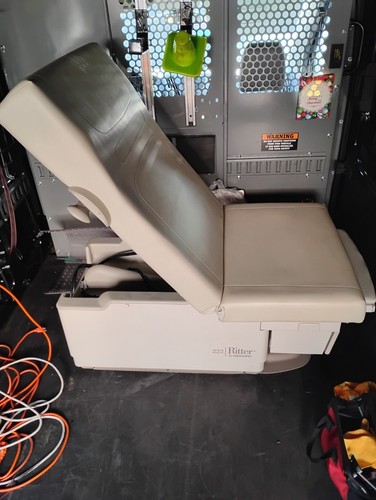 Midmark Ritter 222 Barrier Free Power Examination Chair/Table | eBay