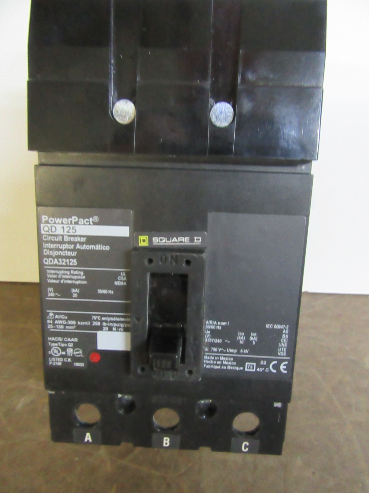SQUARE D I-LINE BREAKER QDA32125 3-POLE 125 AMP 240 VAC W/ LUGS ...