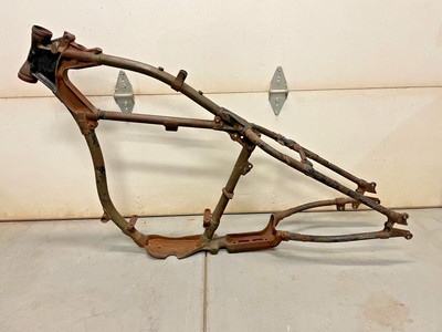 Harley-Davidson W WL WLA WLC WLD WLDR WR 45 Cubic Inch Flathead Solo ...