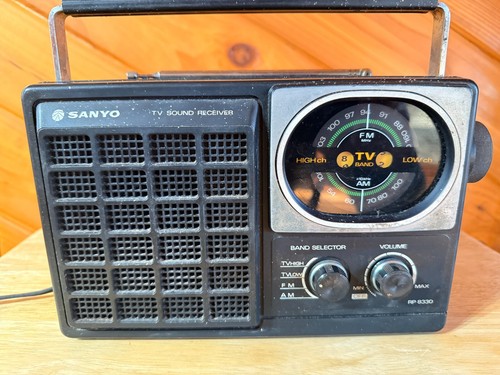 Sanyo Portable Radio RP 8330 AM FM TV Sound Receiver Vintage 1978 ...