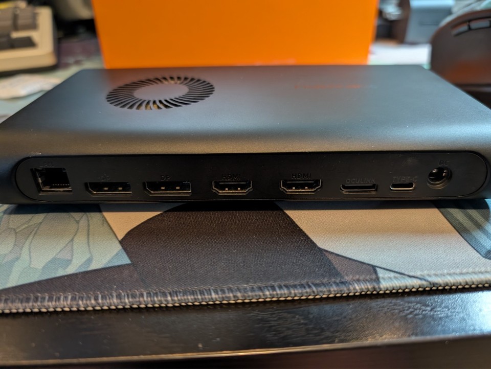 OneXGPU eGPU RX 7600M XT 8 GB GDDR6 –USB4/OCuLink, External GPU W/SSD ...