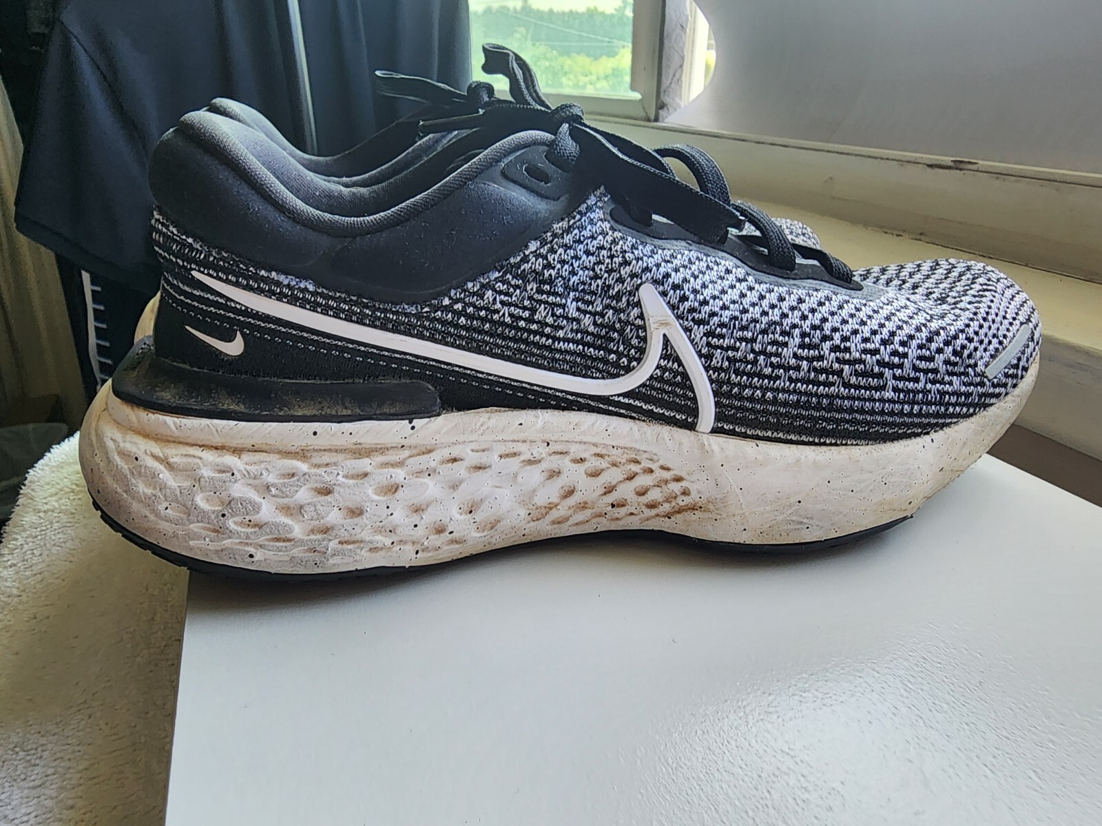 Nike ZoomX Invincible Run Flyknit Oreo Shoes Sneakers… - Gem