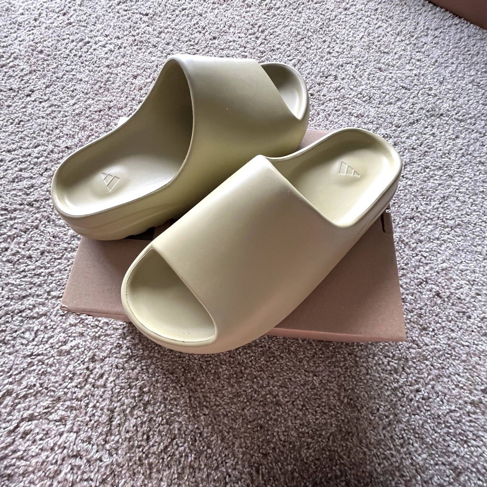 Yeezy Slide Resin - Gem