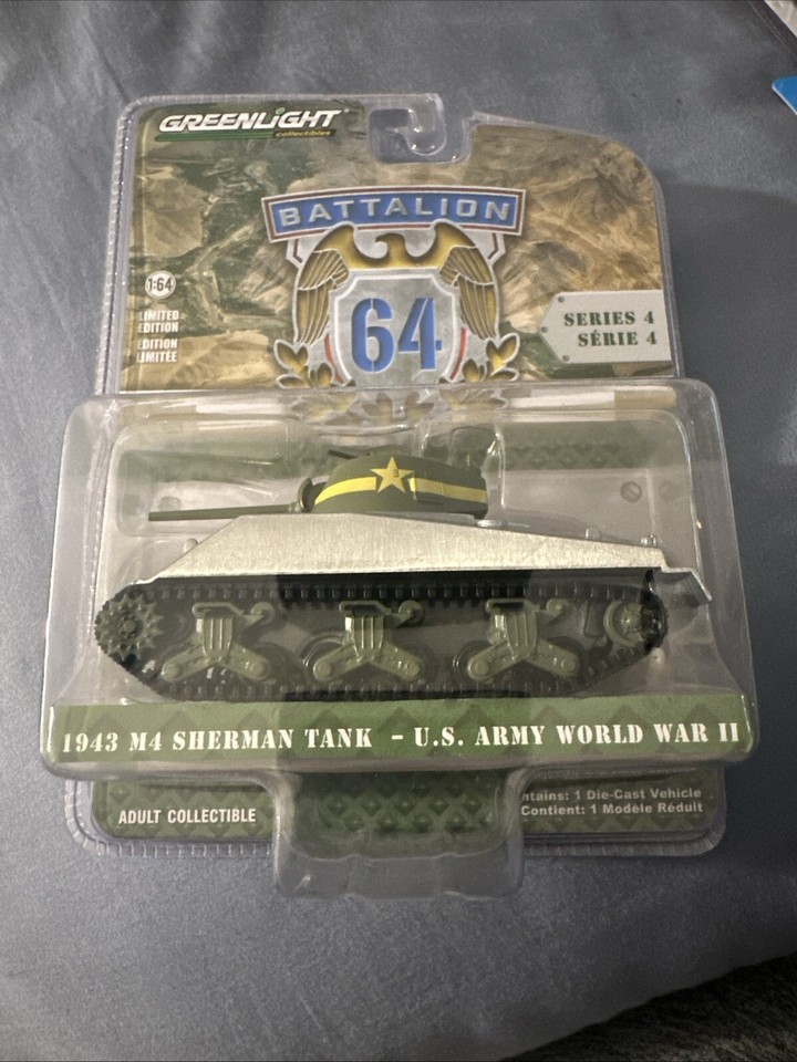 Greenlight 1/64 *CHASE* Battalion 64 Series 4 - M4 Sherman Tank US Army ...