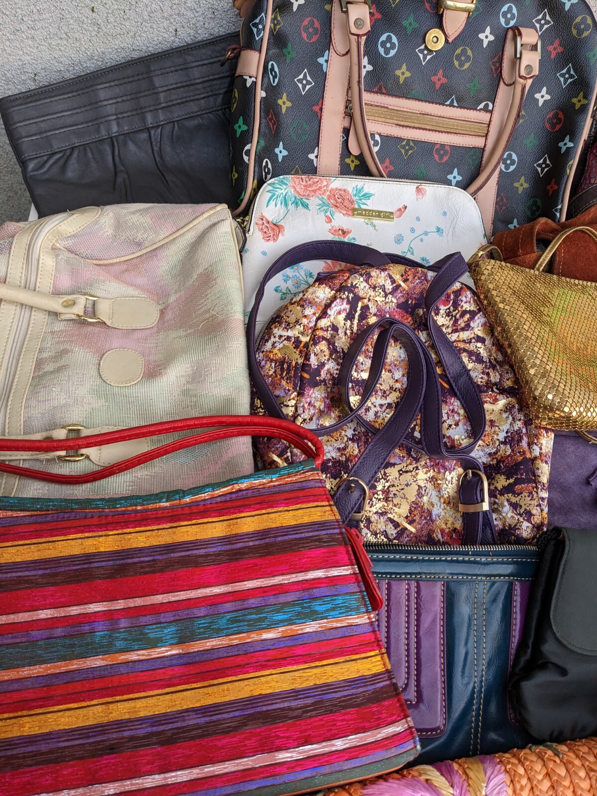 Vtg Womens Lot 30 Leather 60s 90s 70s 80s Purses wall… - Gem