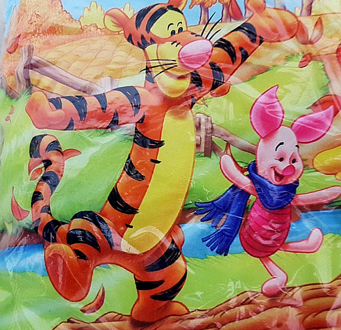 Winnie The Pooh E Pimpi Che Si Tengono Per Mano Classico Tea Party Di