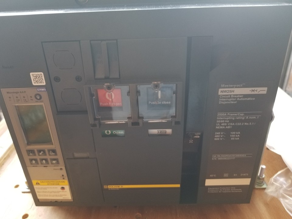 SQUARE D WL3GGR64A3SCBBXXEA MASTERPACT CIRCUIT BREAKER NW25H 2500A 3P ...