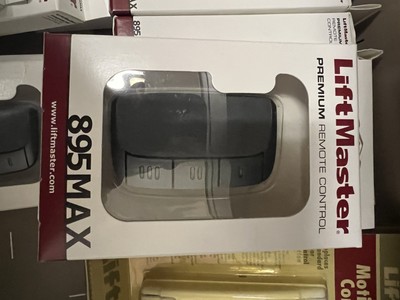 LiftMaster 895MAX 3-Button Remote w/Clip | eBay