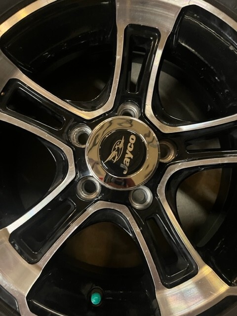 Jayco Center Cap Push Through Grease Cap Jay flight feather seismic | 2 ...