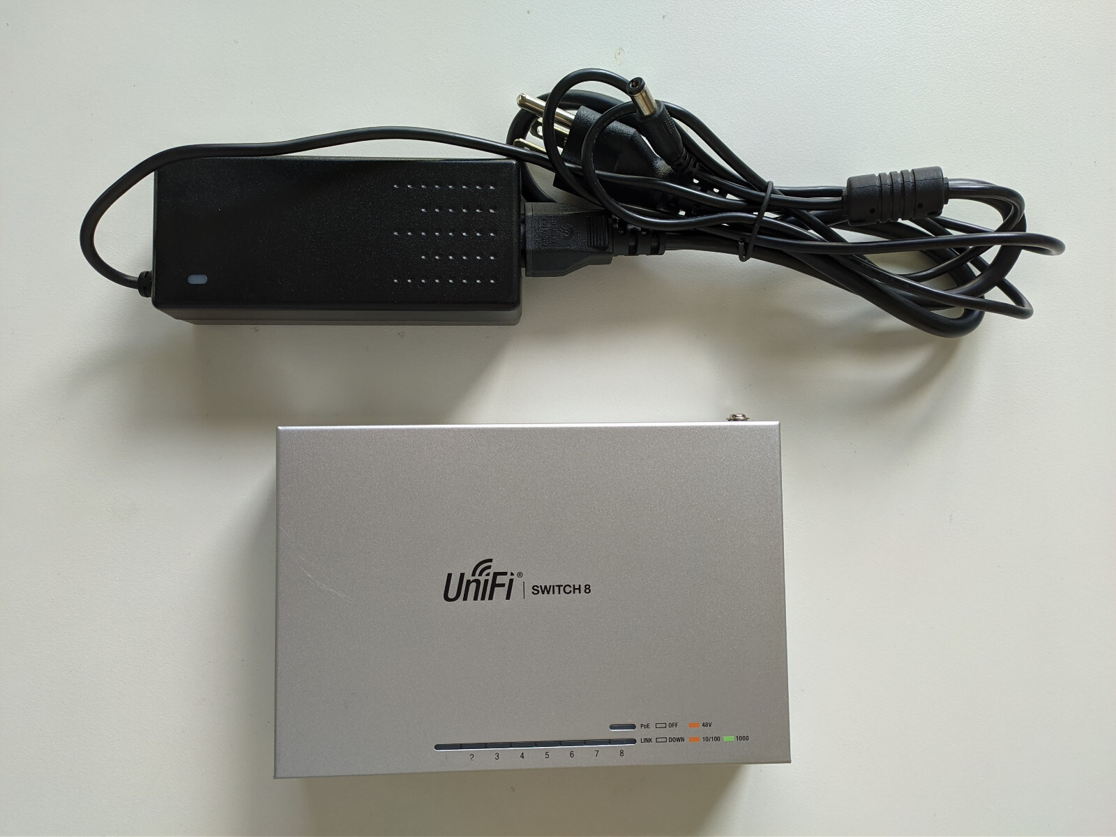 UniFi US-8 8-Port L3 Managed Ethernet Switch w/Power supply GEN1 (12W ...