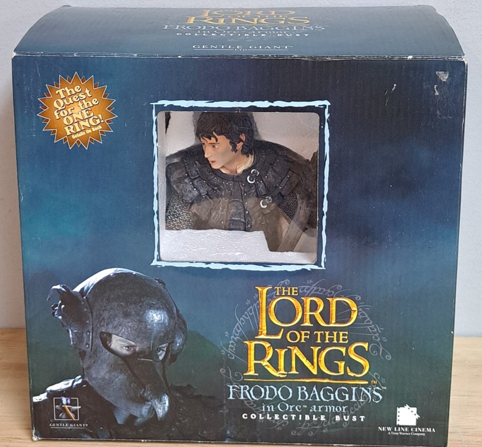 GENTLE GIANT THE LORD OF THE RINGS TR FRODO BAGGINS IN ORC ARMOR ...