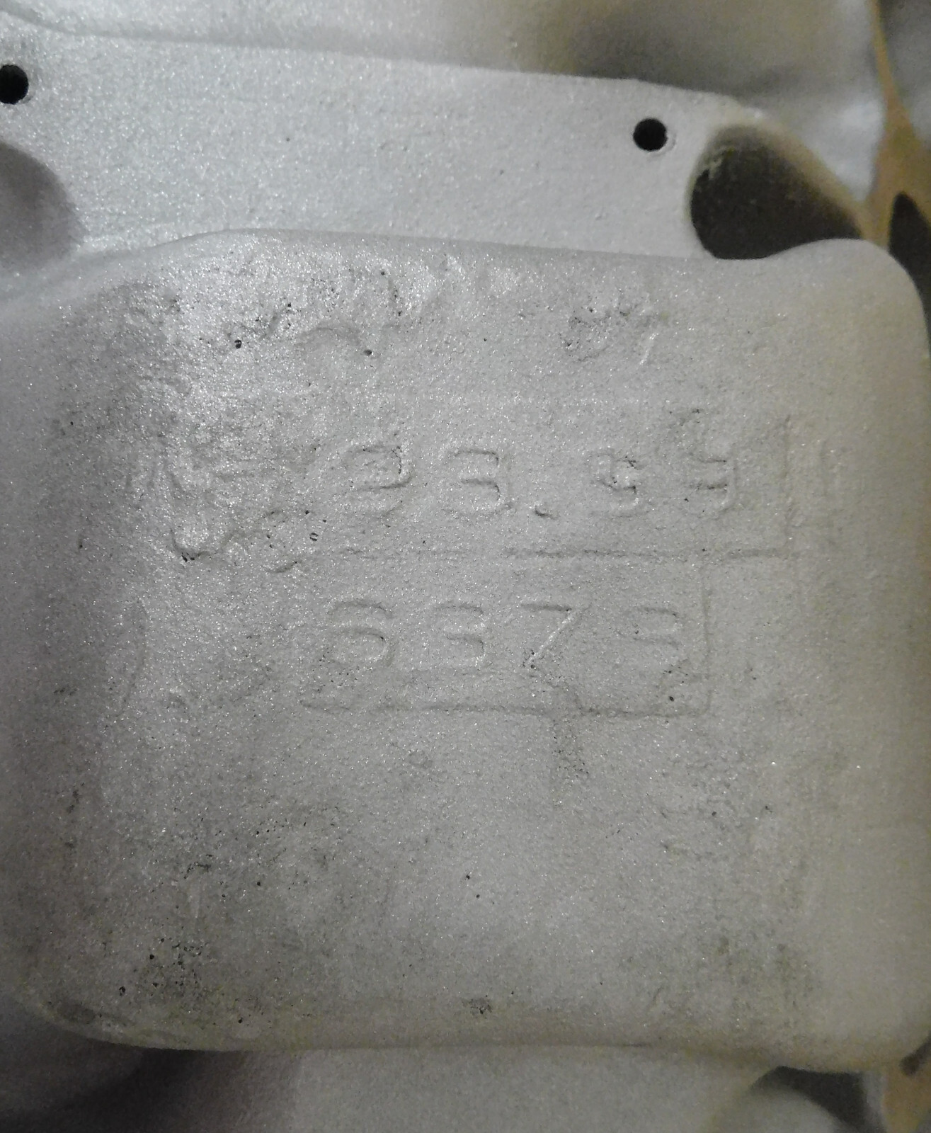 GM 3947801 BB Chevy 1969 Oval Port Q-jet L36, Intake, 390HP/427ci,Dated ...