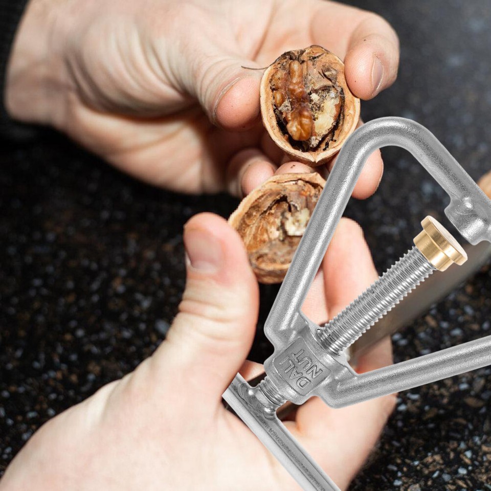 Nutcracker Sheller Walnut Nut Quick Walnut Nutcracker Kitchen Gadget ...