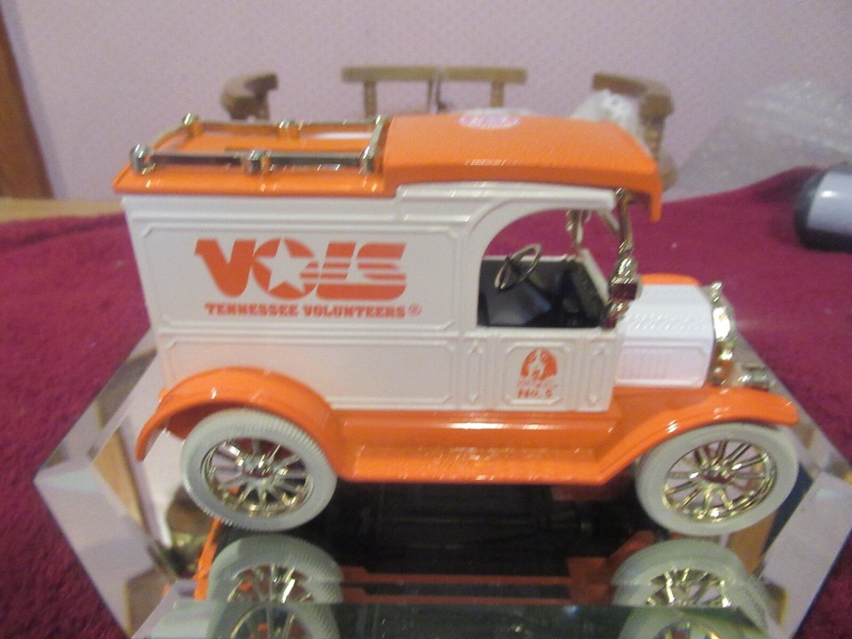 TENNESSEE VOLS # 5 OF 19 IN THE FIRST SET MADE FOR TENN 1913 MODEL T ...