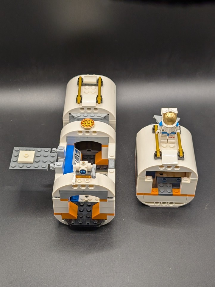 Lego City 60227 Lunar Space Station Lego Incomplete W/ Pods + Mini ...