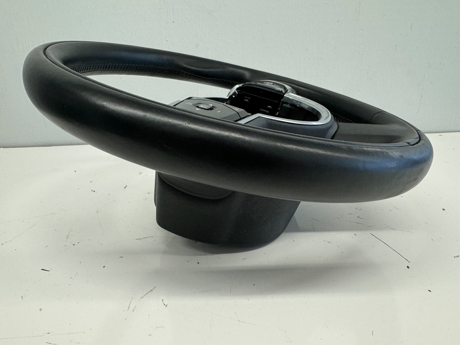 17-20 Volvo S90 V90 XC90 XC60 Heated Black Steering Wheel 32288783 | eBay