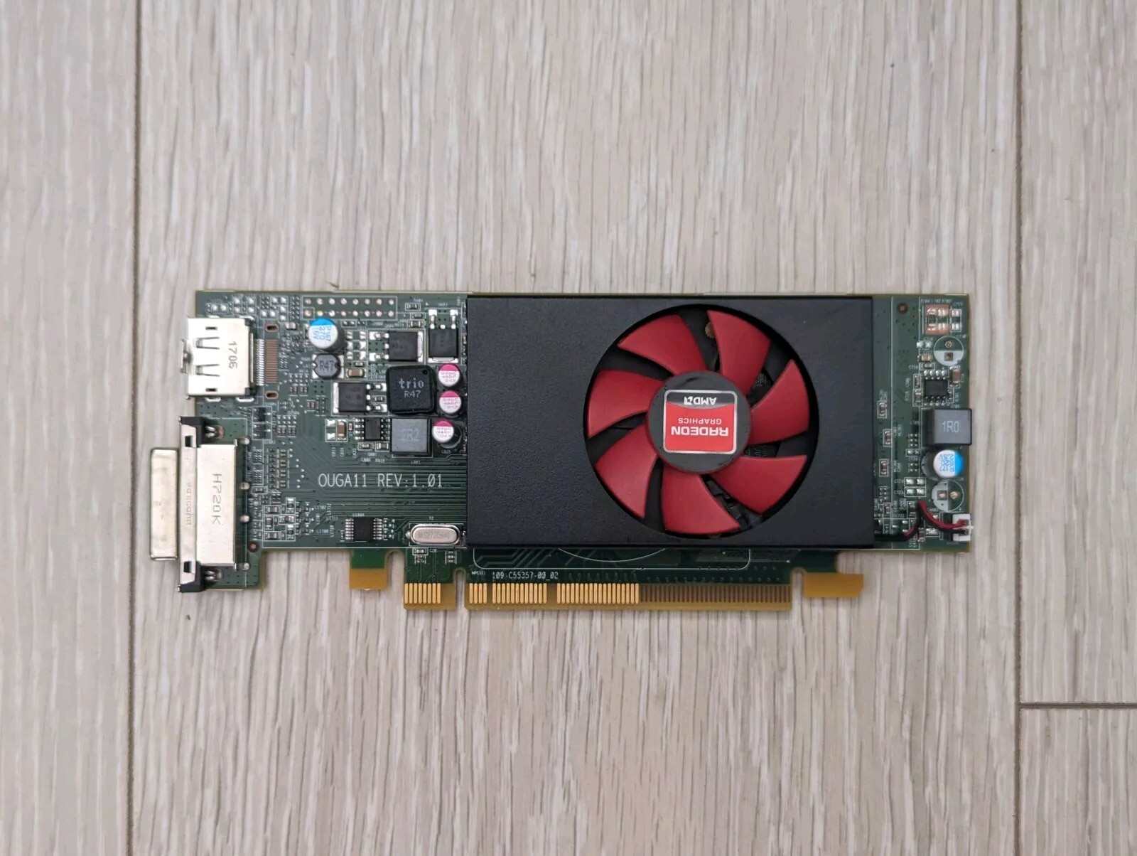 AMD Radeon HD 8490 1GB OUGA11 Graphics Video Card Excellent Condition ...