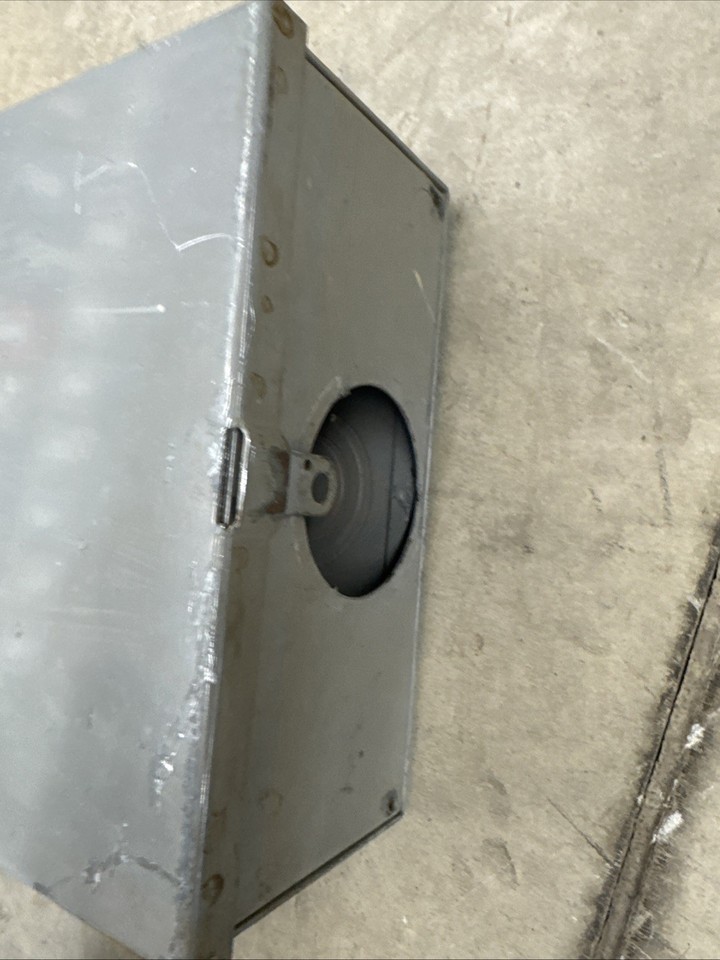 Ge 3 Phase Meter Socket Base W/Main Breaker 200A 240V W/Neutral ...