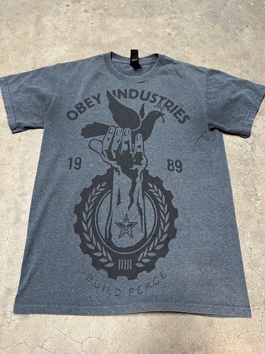 Vintage obey men shirt - Gem