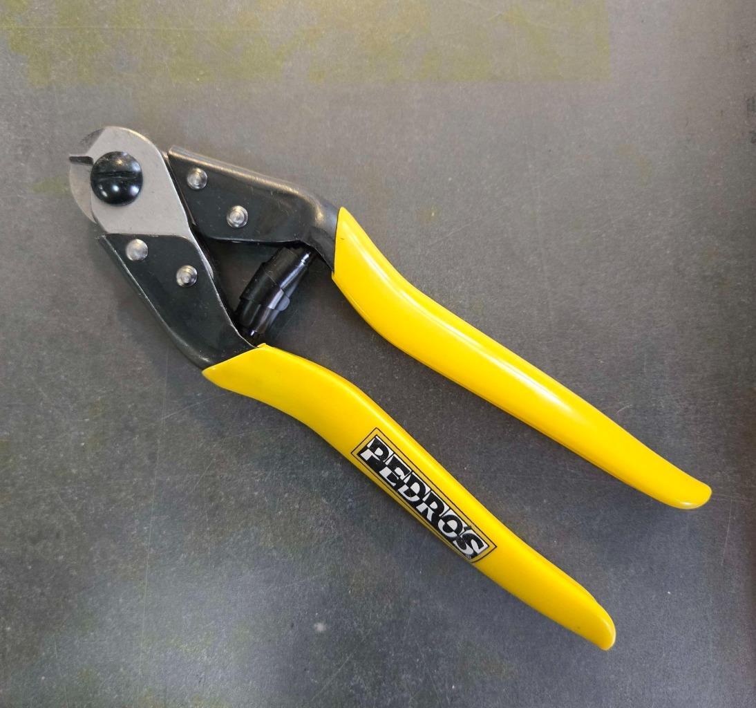 Pedro's Cable Cutter Bike Cuts Steel Shift /Brake Wire Housing Tool NO ...
