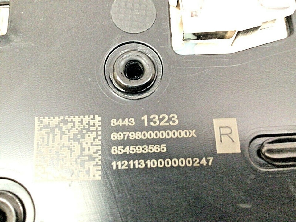 2019-2022 GMC Sierra 1500 Front RH Passenger Side Fender Vent 6.2L V8 ...