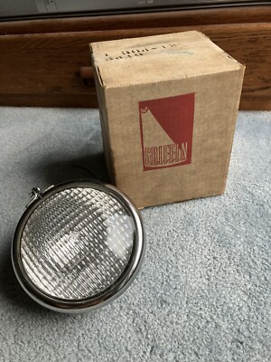 NOS NEW Griffin 305 Auxiliary Lamp Spot Light Headlight 4413 Utility 6V ...