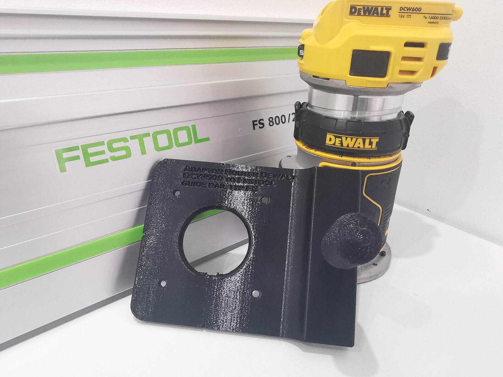 Adaptor Dewalt router DCW600 DCW604 D26200 to guide rail track groove ...