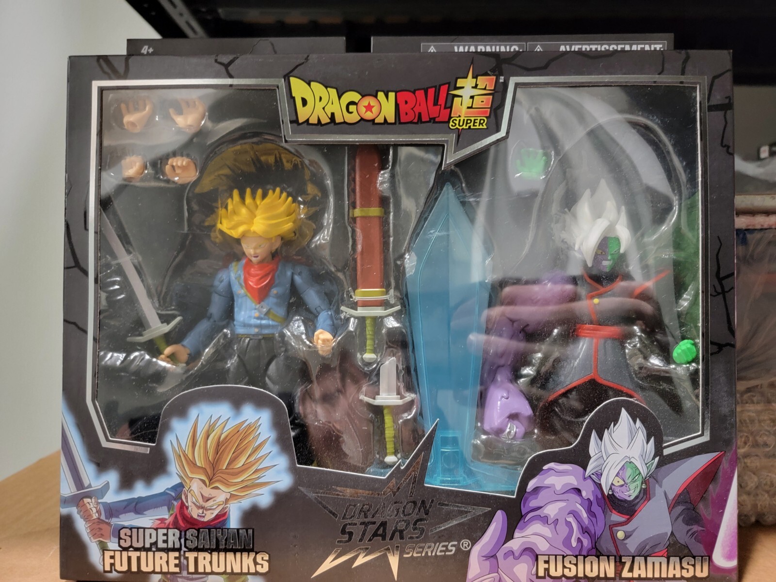 Bandai Ball - Dragon Stars Future Trunks vs Fusion Zamasu 7 in Action ...