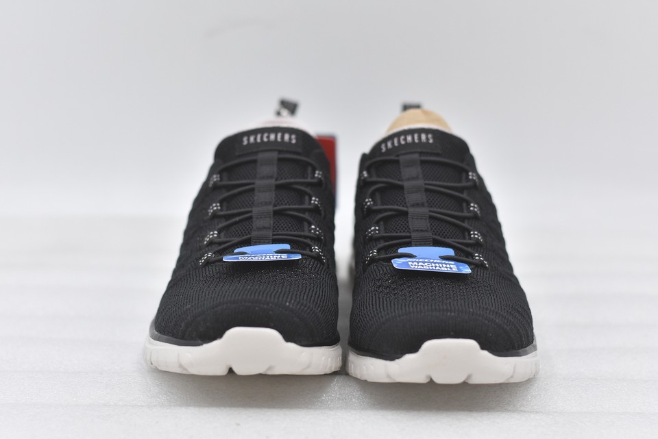 Women's Skechers Virtue- Show Runner Sneaker in Black/Pink SIze 8 Wide ...