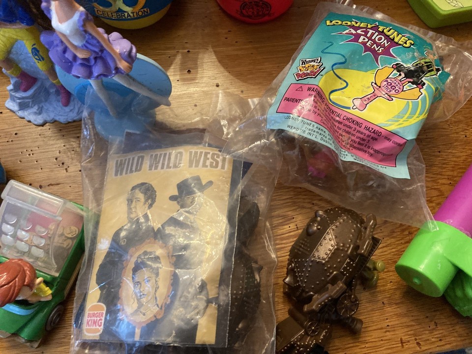 Vintage Lot 28 Pieces McDonald’s, Wendy’s, Burger King Toys | eBay