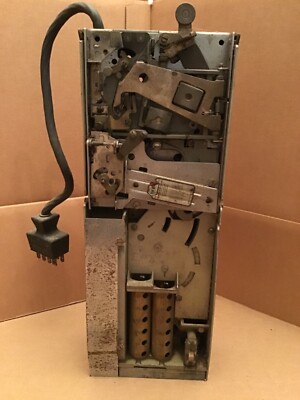Vendo 83 Coin Mechanism Coke Machine Parts Vintage Soda Machine Parts ...