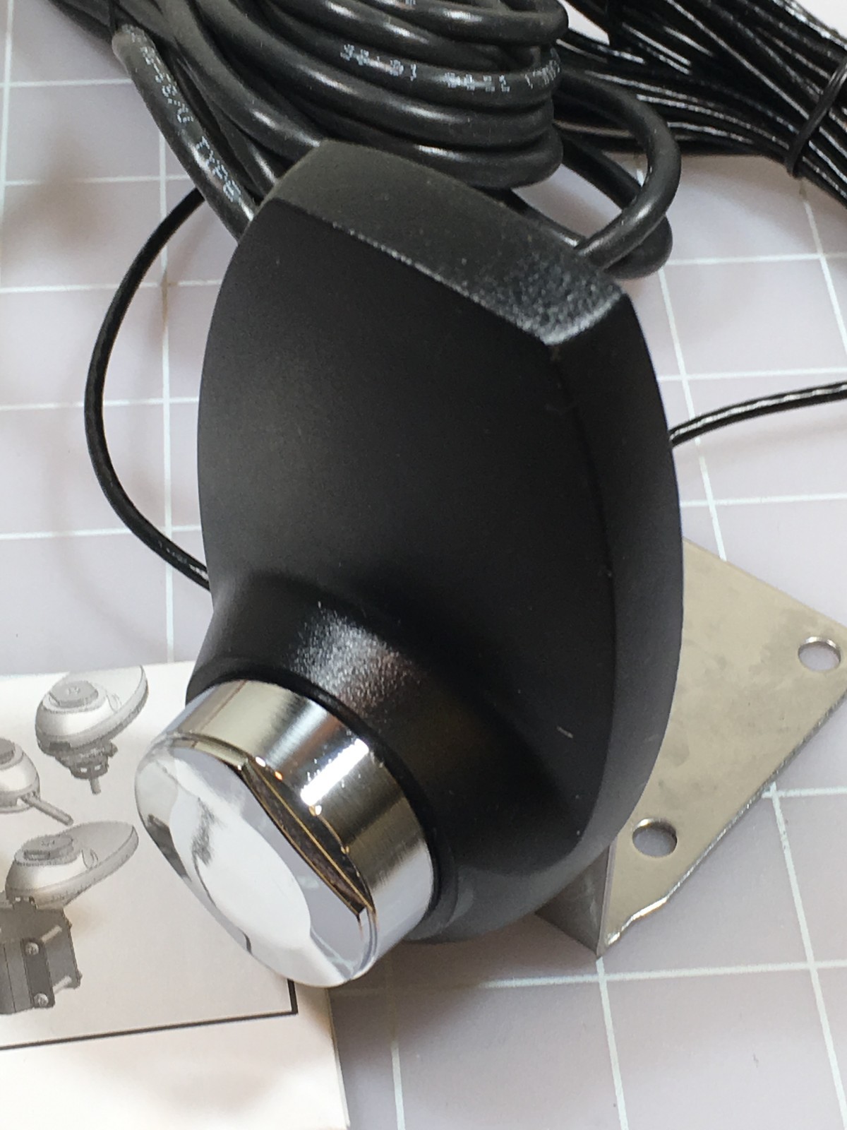 MDS Microwave Data Systems GPS Antenna and Mobile Mount 97-3194A26 16 ...