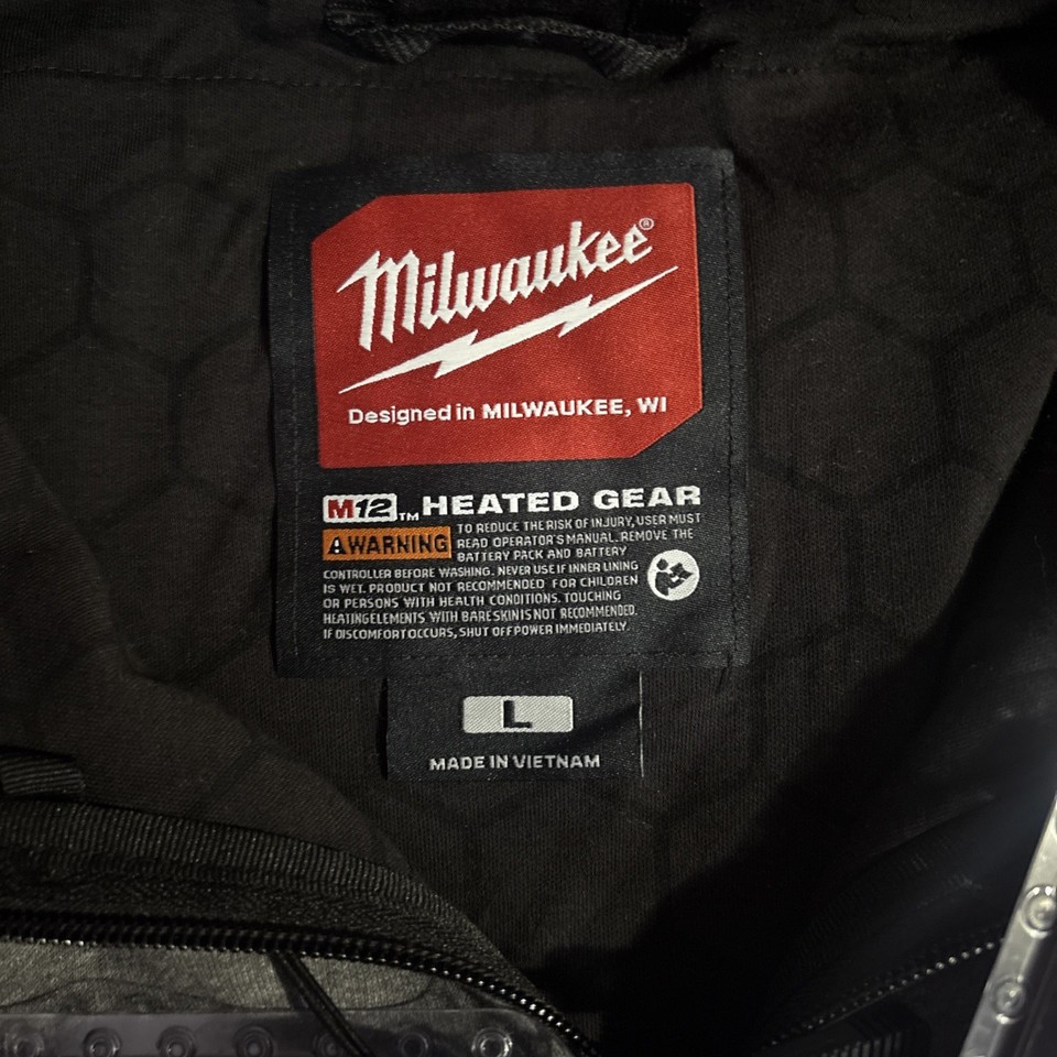 Milwaukee M12Heated Jacket with (3) M12 batteries | eBay