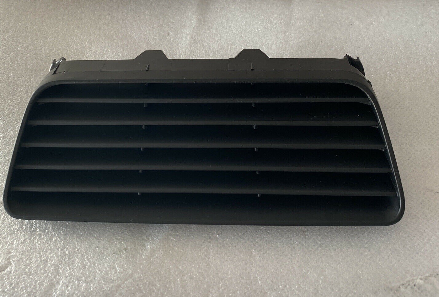 NEW 850701KA0A Genuine Nissan FINISHER-REAR BUMPER,CENTER 85070-1KA0A ...