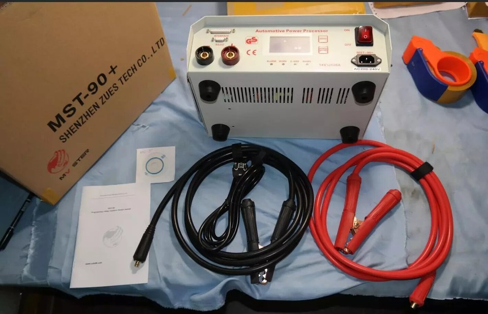 Car ECU Code Charger MST-90+ Vehicle ECU Program Power Stabilizer ...