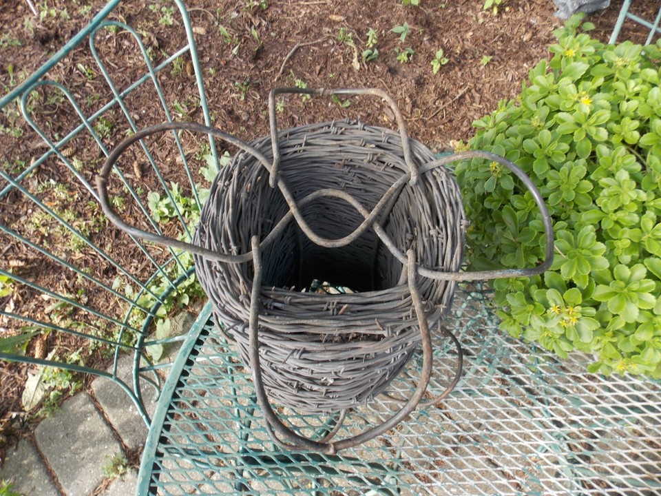 Vtg Barbed/Barb Wire Spool Farm Equip. Western Decor Approx 20lbs 12/25 ...