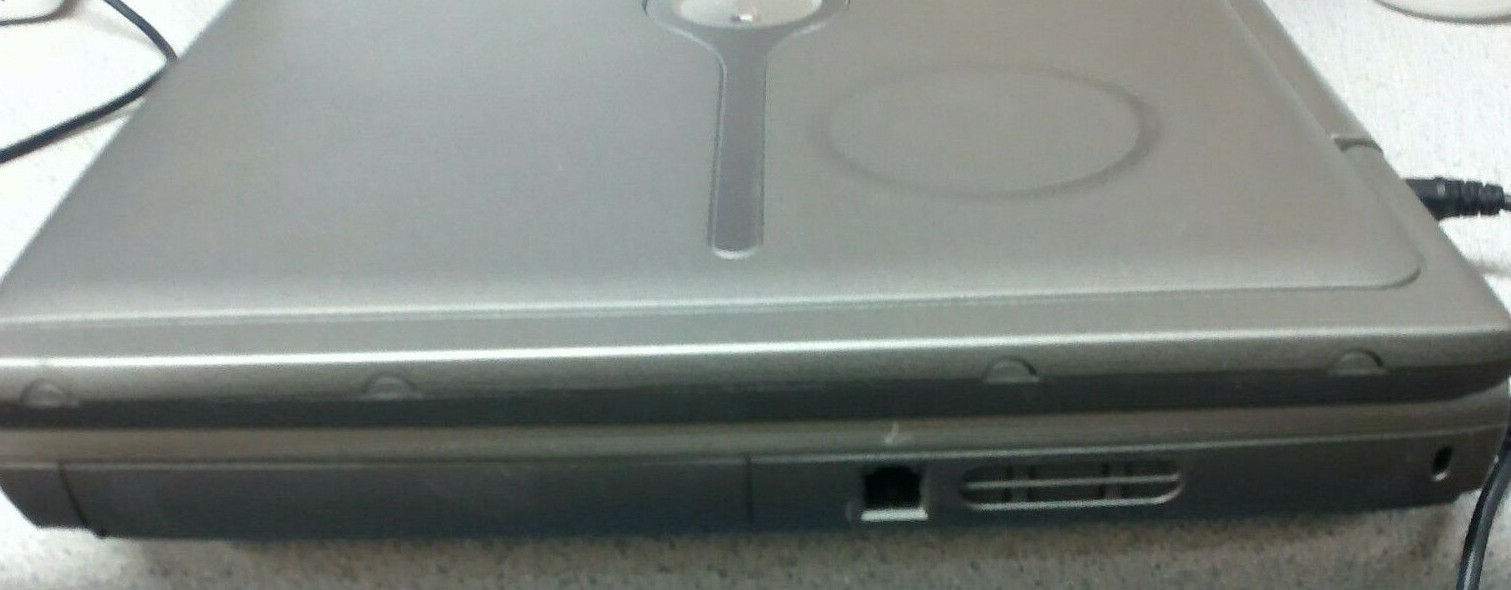 Dell Inspiron 1150 14.1" Laptop w/ Intel Celeron @ 2.60GHz 256MB RAM No ...