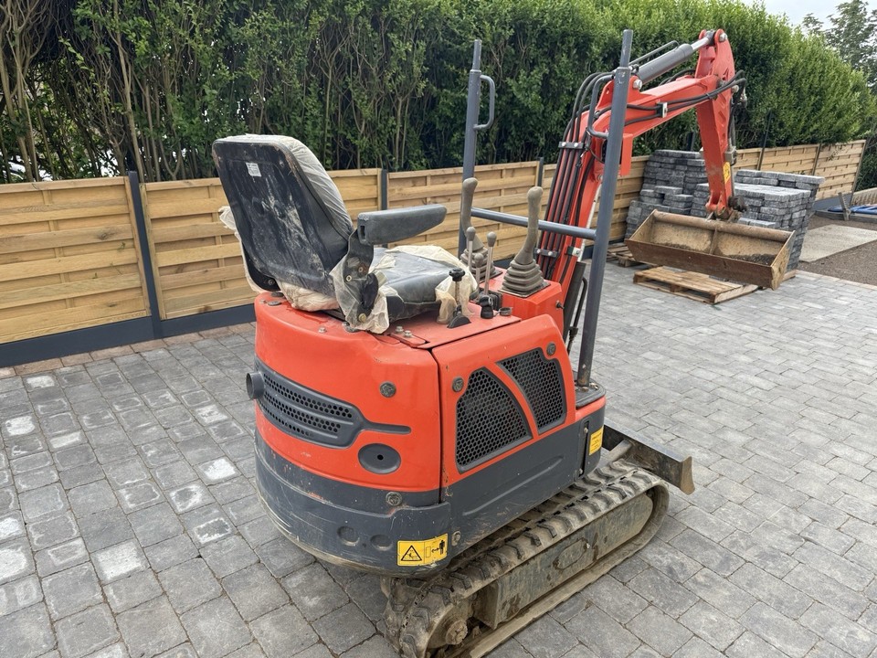 Mini Digger XN108 Crawler 2023 Model 1 Ton ; With Spade And Dual ...