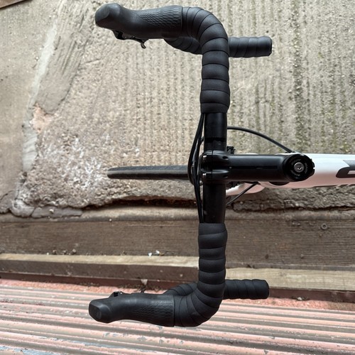 Giant TCR Advanced 1 KOM Ultegra Carbon Road Bike - M 54cm - C2W PX ...