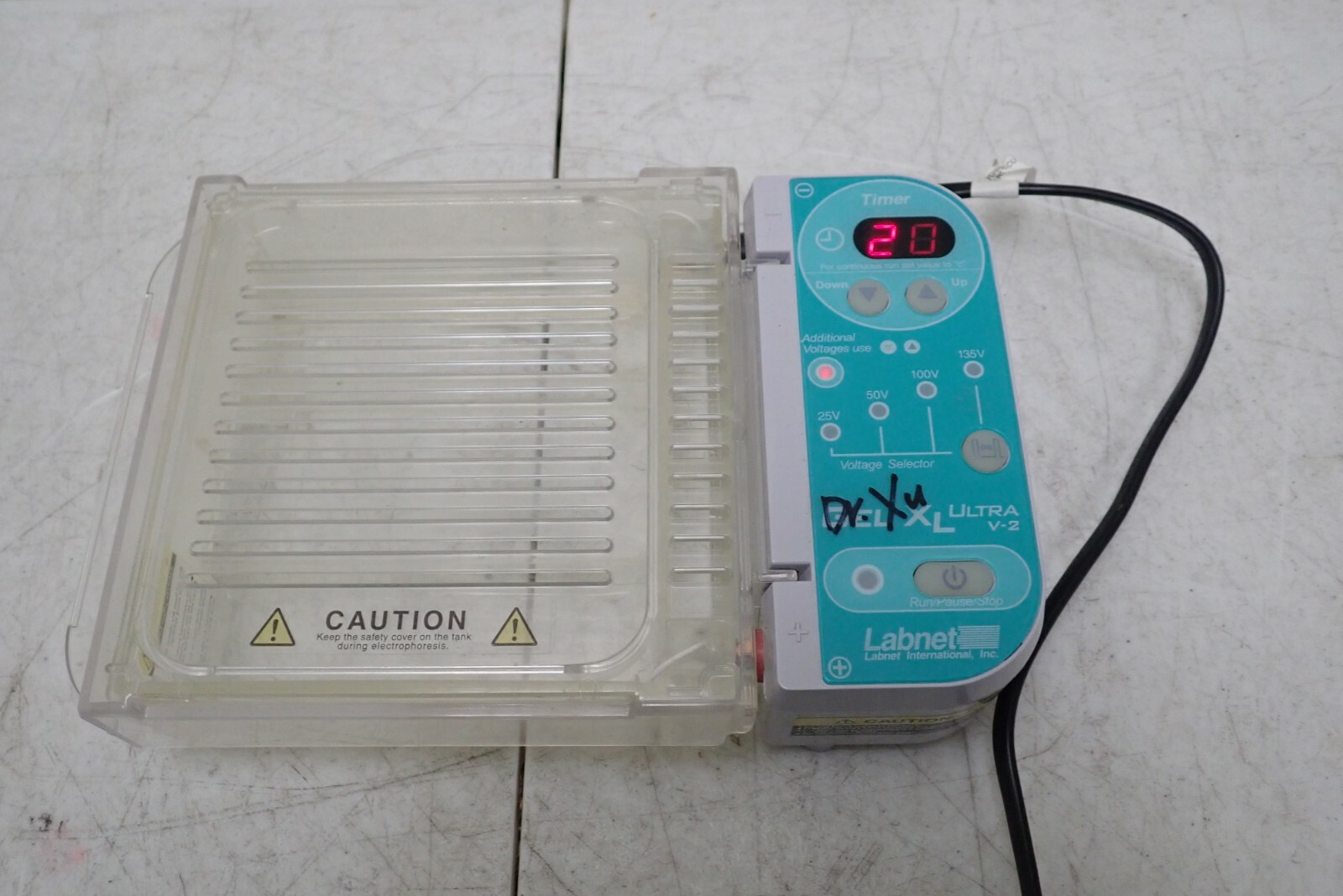 Labnet GEL XL Ultra V-2 Electrophoresis System Portable Control Unit ...
