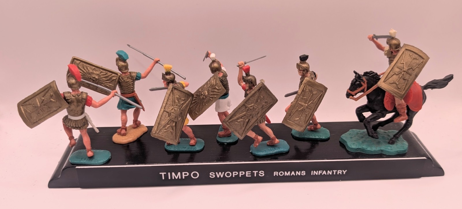 Timpo Roman Infantry and Horseback x 7 - All Shield Loops Intact - A ...