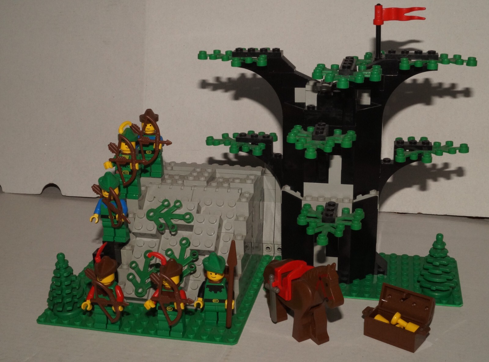 LEGO Castle 6066 Camouflaged Outpost + BA - Robin Hood - 3 Fehlteile ...