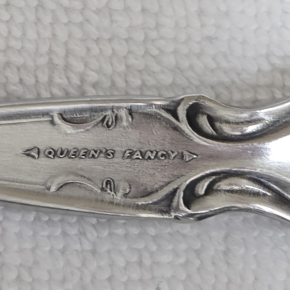 Vintage Lyon QUEEN'S FANCY Stainless Flatware 5 Piece Setting ...