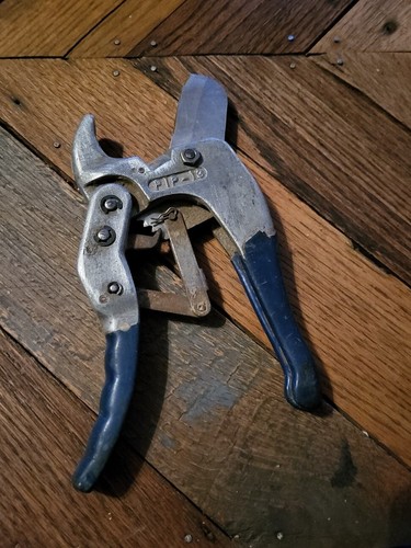 Merry PIP-13 PIP13 2" PVC Plastic Pipe Ratchet Cutter Used - End Of ...