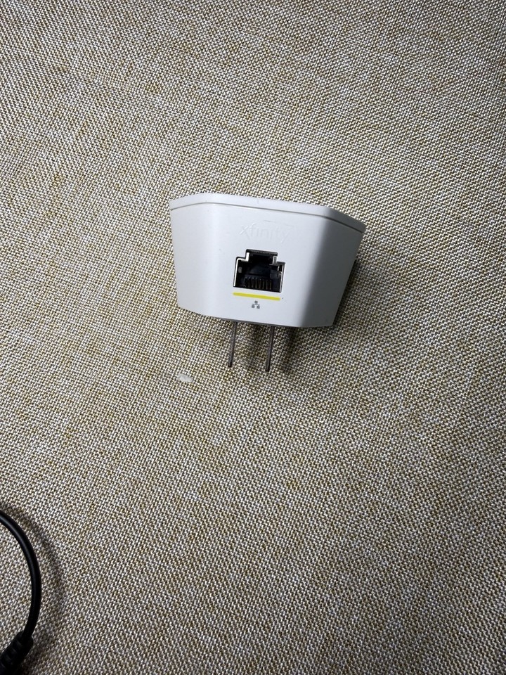 Comcast Xfinity XFI WIFI Pod Extender Network Signal Booster XE1-S | eBay