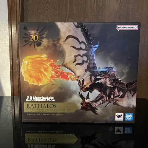 Bandai Monster Hunter S.H.Monsterarts Rathalos 20th Anniversary Action ...