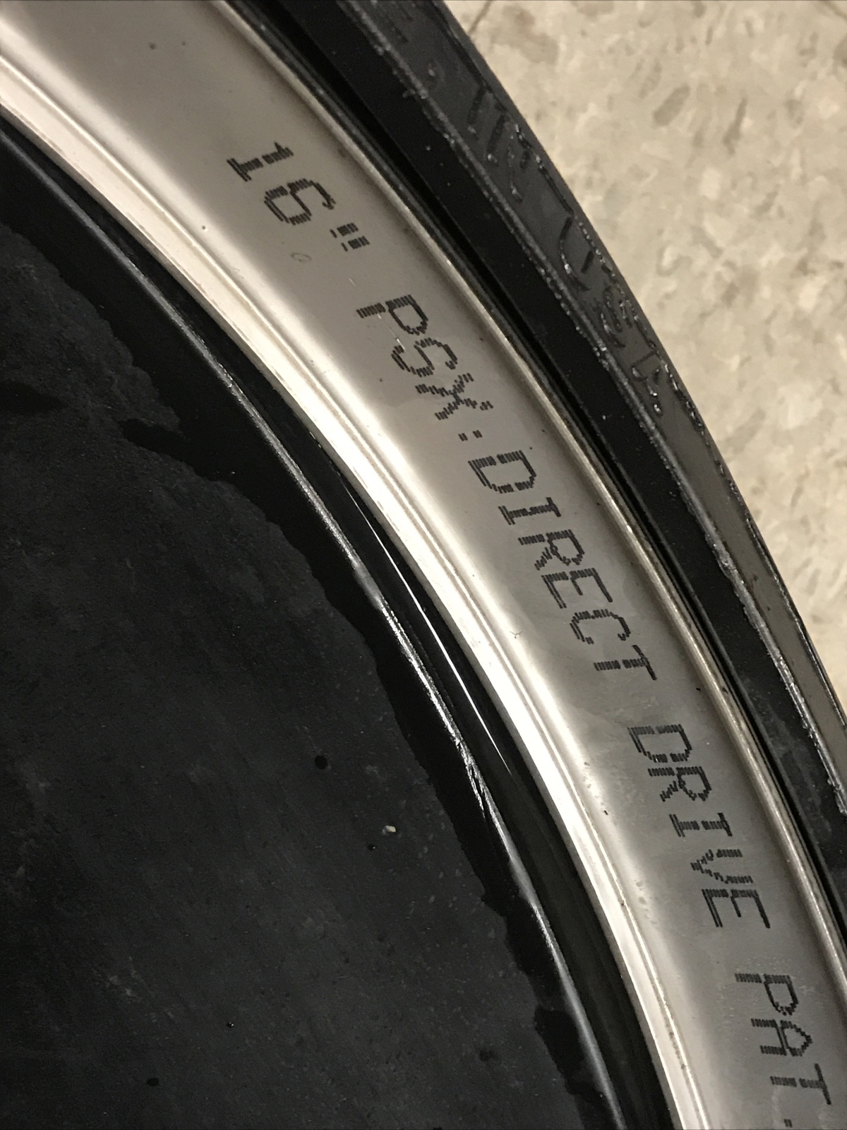 12” PRESS SEAL MANHOLE BOOT 16M PSX DIRECT DRIVE, PIPE OD 12.05-13.30 ...