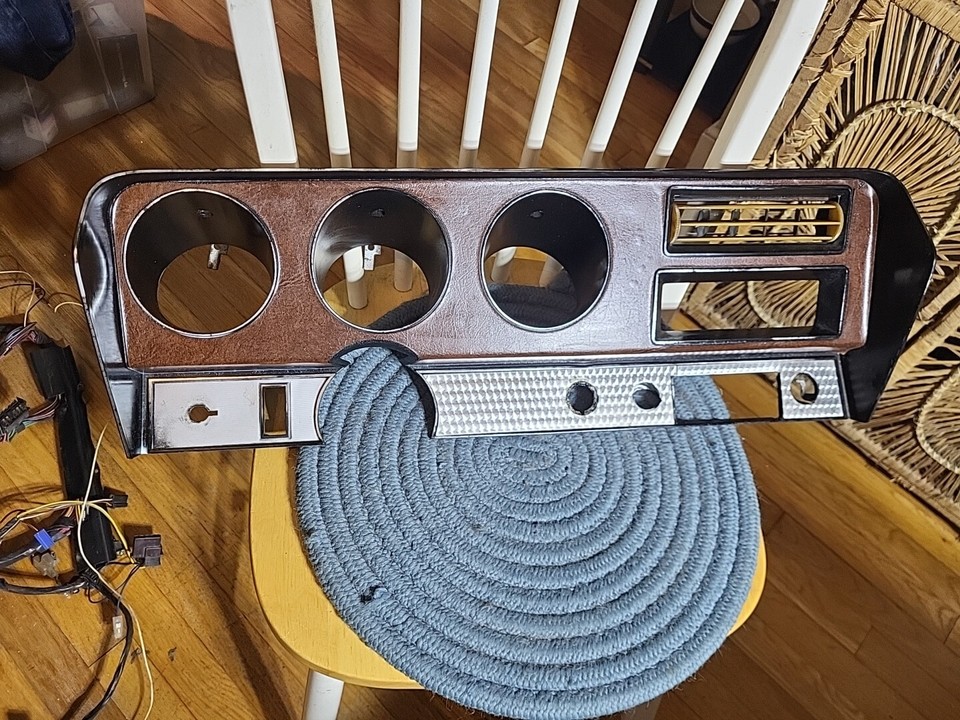 1970 1971 72 Pontiac GTO Lemans Dash Guage Bezel Speedometer Trim 72 ...