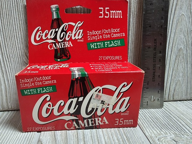 1998 Vintage Coca Cola Disposable Indoor/outdoor 35 Mm Camera With ...