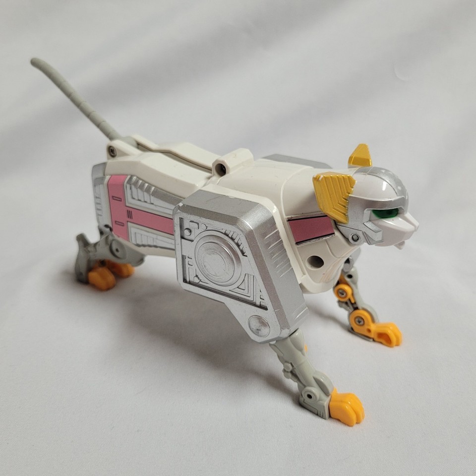 1998 Power Rangers Lost Galaxy Deluxe Pink Wild Cat Zord Galaxy ...